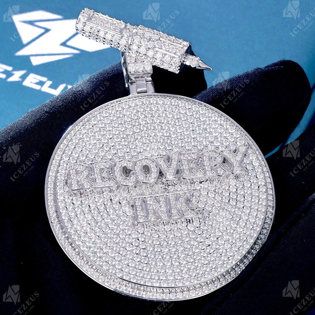 Custom Iced Out Pen Bail Letter Round Pendant – IceZeusShop